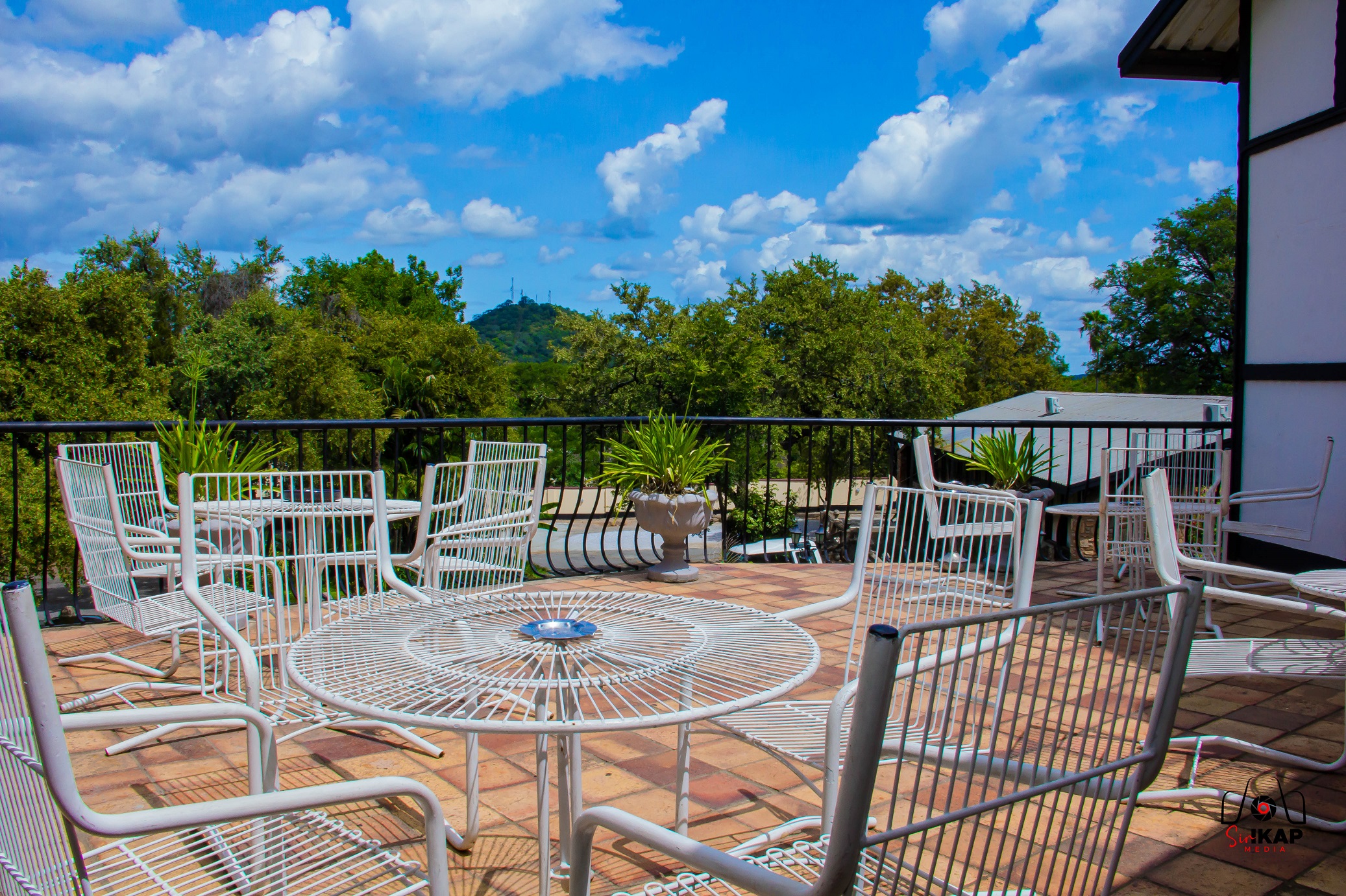 Clevers Hotels & Resorts